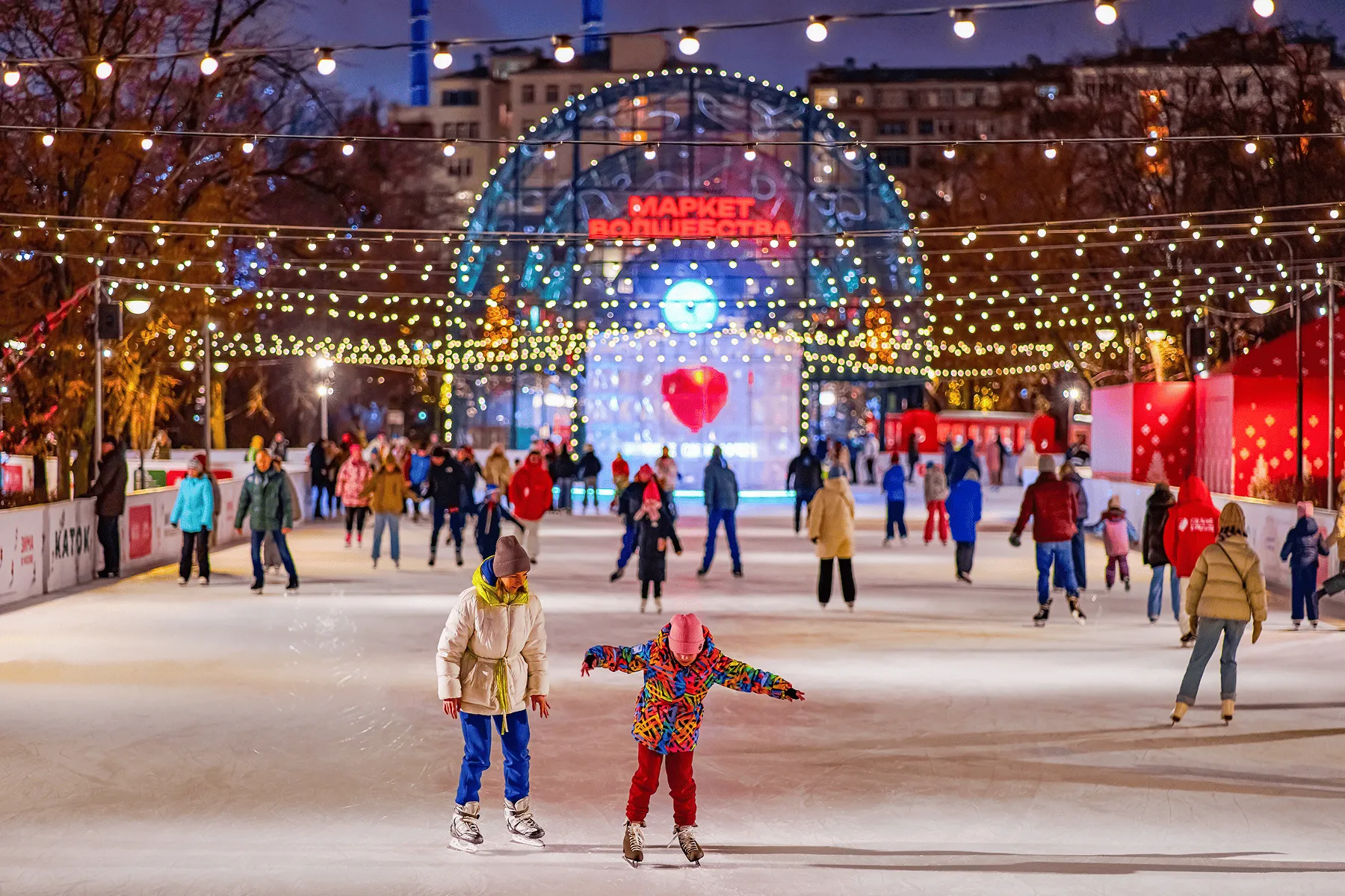 Skating in Moscow: The Most Magical Ice Rinks